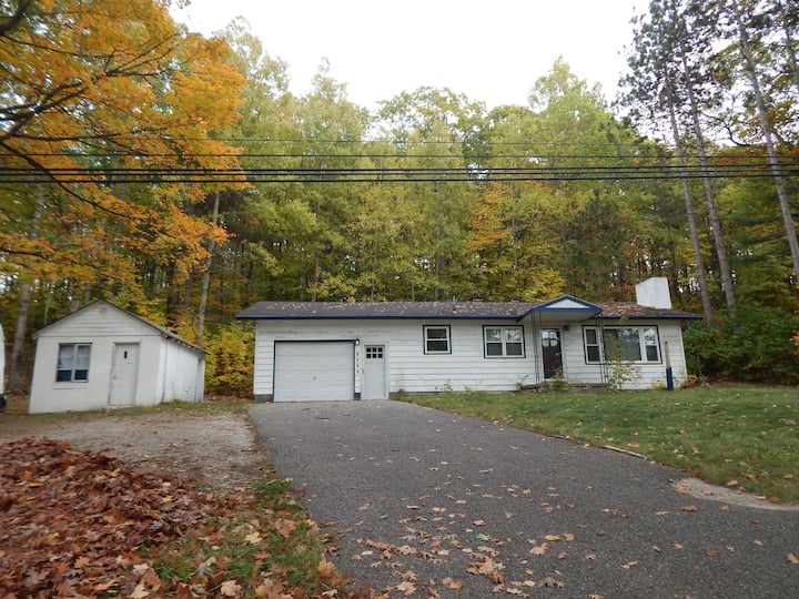 Ranch Style House Near Otsego Lake And Adventure! - Gaylord, MI