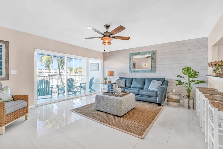 Waterfront Condo At Cocoplum Beach, Marathon - Marathon, FL