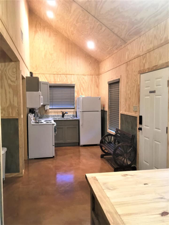 Cold River Cabins
Cabin # 2 - Concan, TX