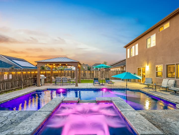Heated Pool/spa Near Sequoia National Park - Visalia, CA