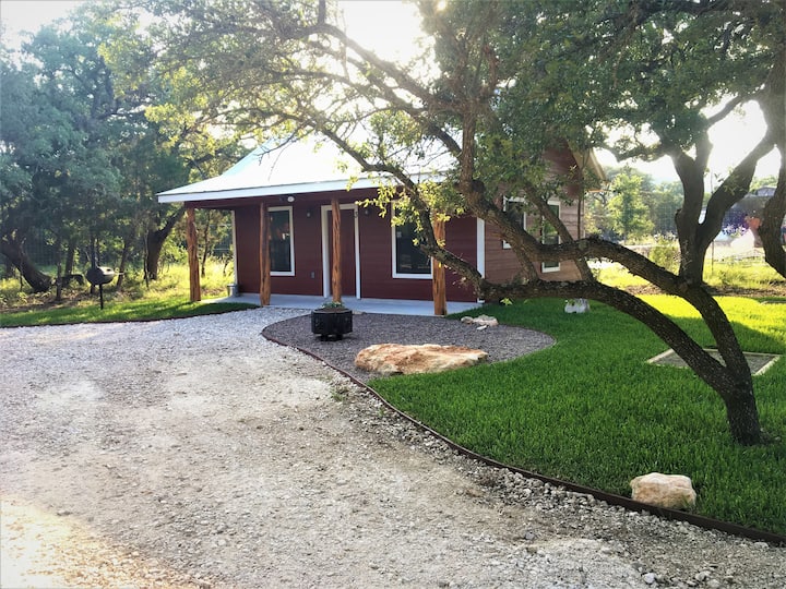 Cold River Cabins
Cabin # 3 - Concan, TX