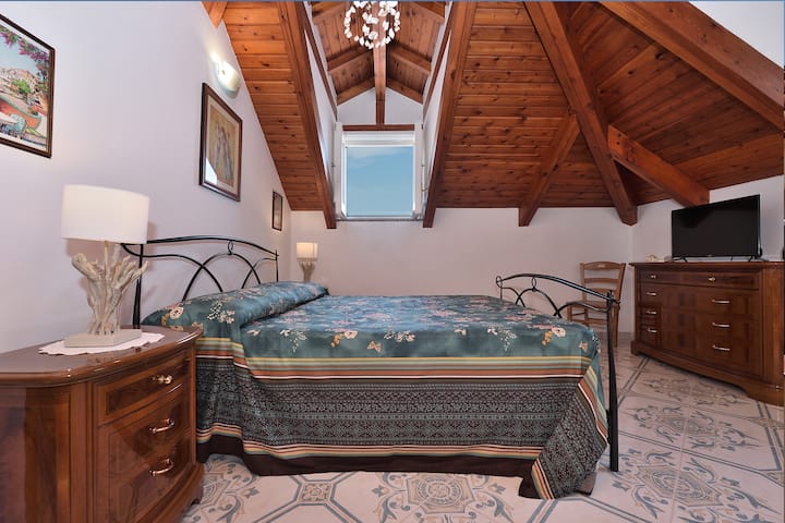 Luna Rossa Guest House, Minori - Minori