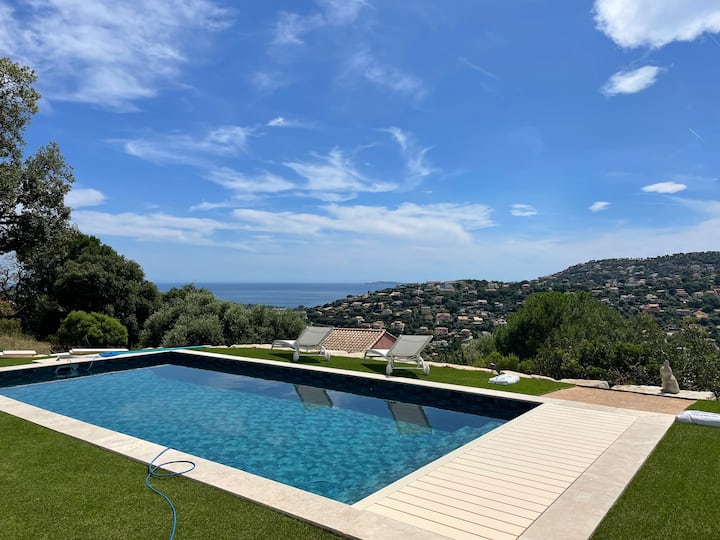 Villa Piscine Vue Mer Baie De Cavalaire - Cavalaire-sur-Mer