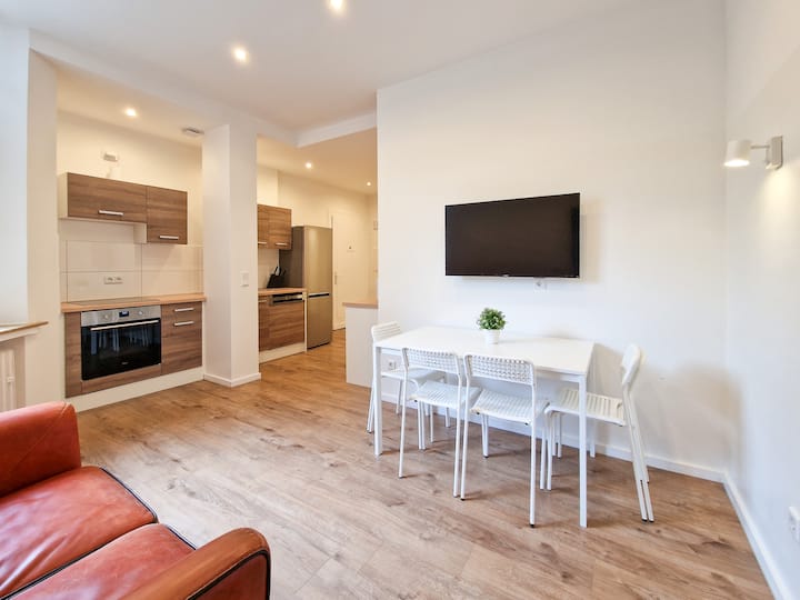 3 Room Apartment - 20 Min Messe Dus And Old Town - Düsseldorf