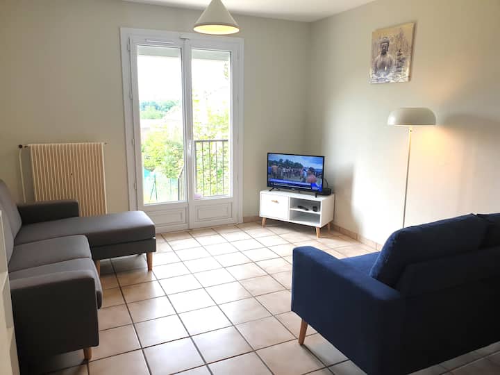 Très Belle Chambre Dans Grande Maison Tout Confort - Soissons