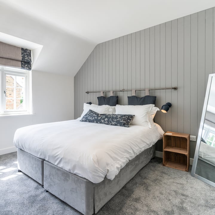 Leith - Modern, Bright Apt In The Surrey Hills - Dorking