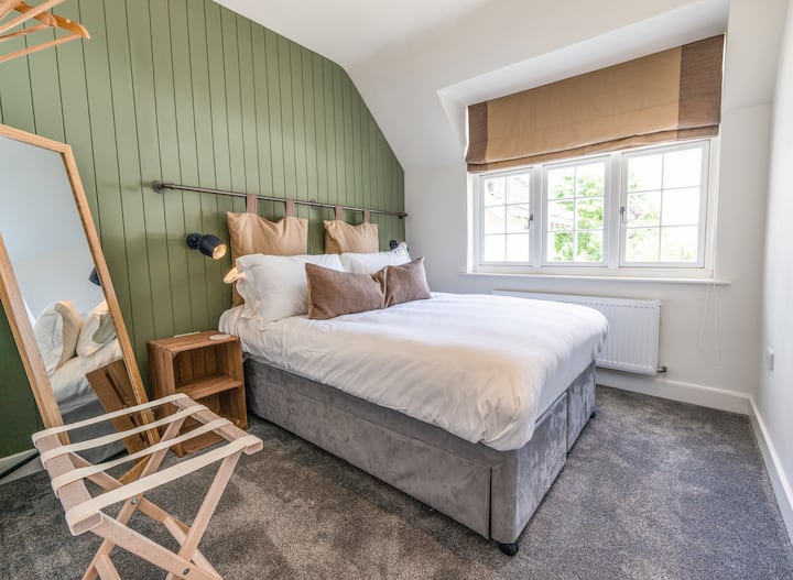 Ranmore - Spacious Apartment In The Surrey Hills - Shere