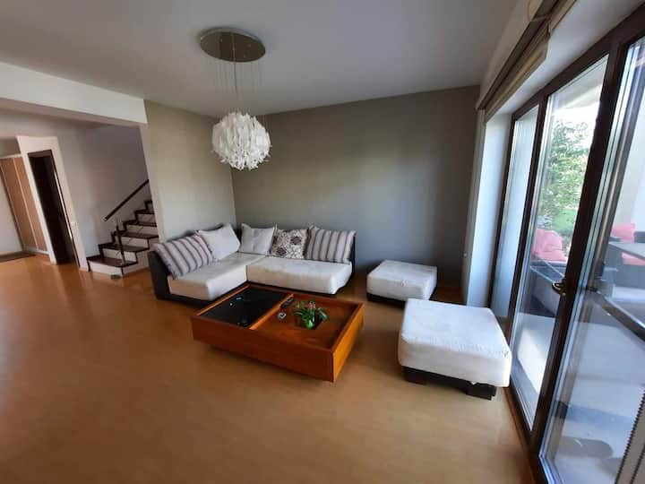 Casa Verde Stefan Aproape De București - Cernica