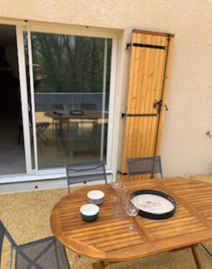 Gîte ,6 Pers ,Neuf , Arboré. - Aiguèze