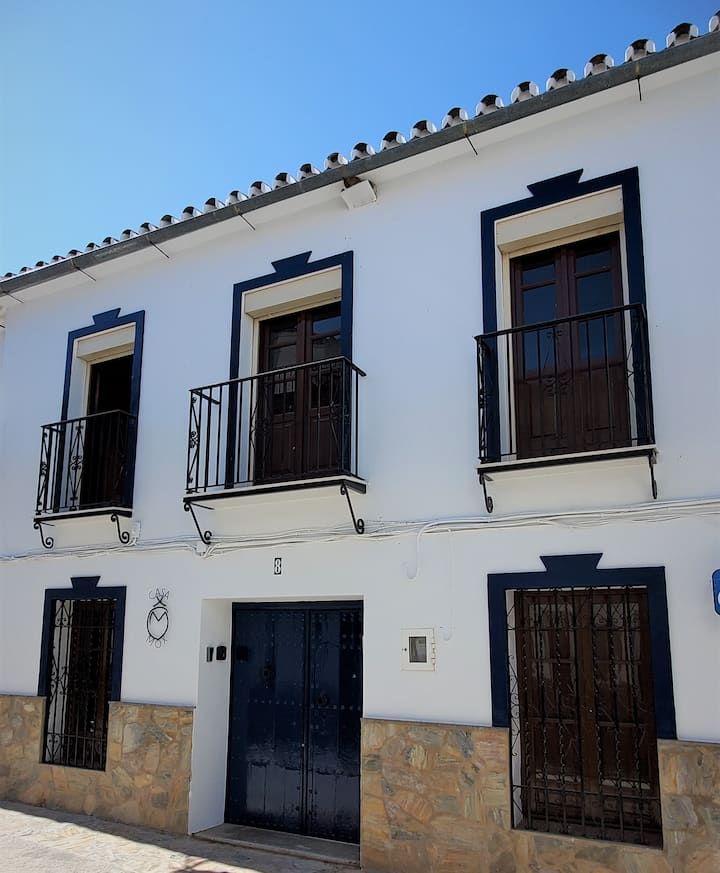 Casa Mox Con Parking Privado En La Sierra - Tolox