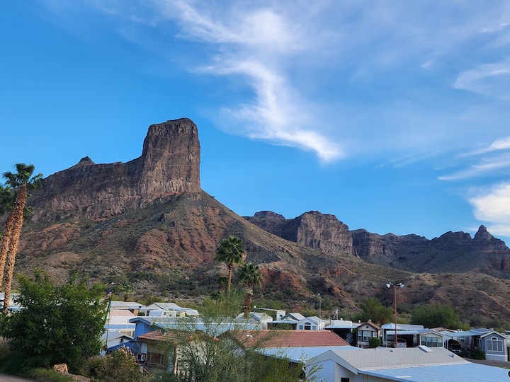 New Parker Strip River Home W/ Mtn And River Views - Buckskin Mountain State Park, Parker