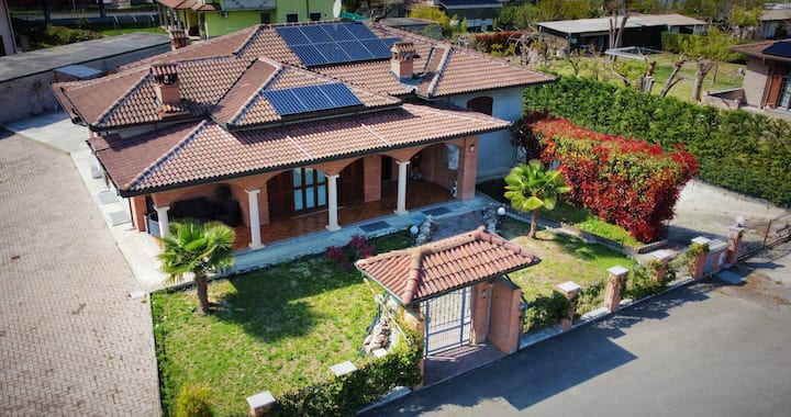 Villa Con Giardino - Tortona