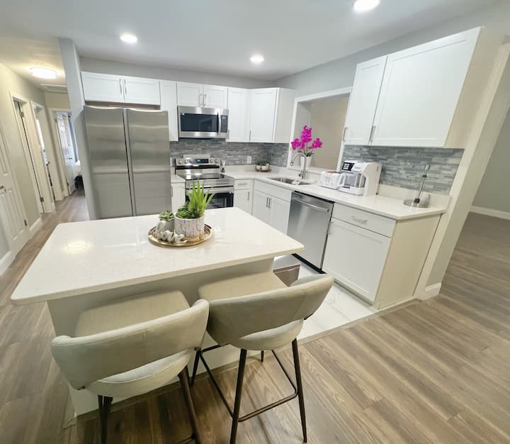 4br/2.5bth Beautiful Home With Covered Patio/bbq - Orlando, FL