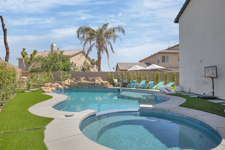 Summer Specials|games|large Pool|spa|large Home - Coachella, CA