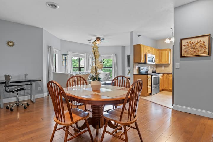 Luxury Oak Suite Medicaldistrict - Springfield, IL