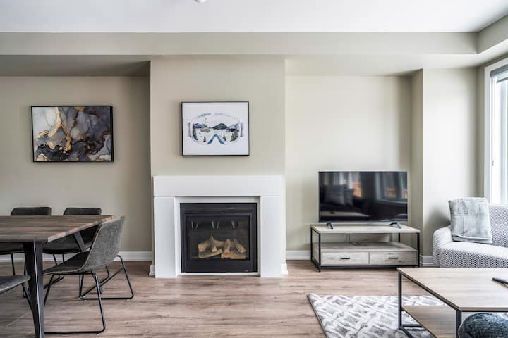 Blue Mountain Village Townhome 3 Bedroom W Shuttle - Town Of The Blue Mountains