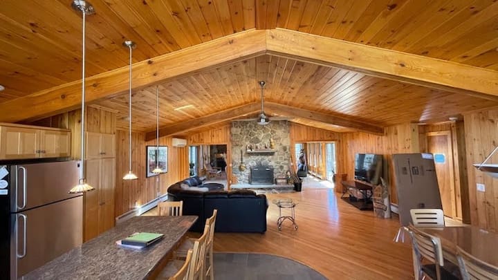Catskills Luxurious Rustic Retreat - Rock Hill, NY