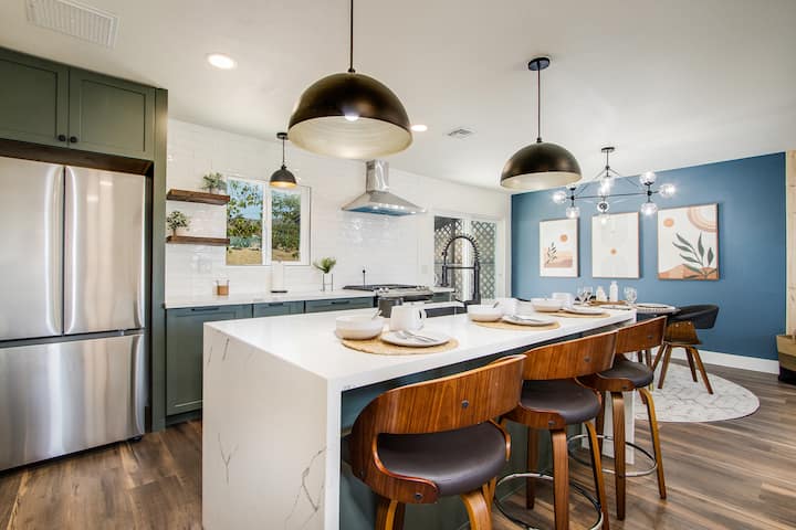 Downtown Jt Modern Beauty! Firepit/hammocks - Joshua Tree, CA