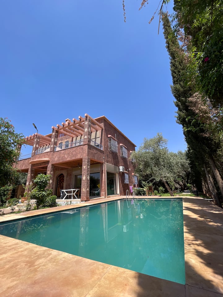 Superbe Villa Avec Piscine - Maroc