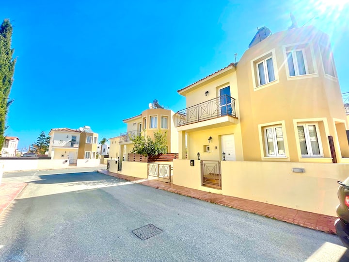 Crystal Lagoon Villa (38) - Ayia Napa