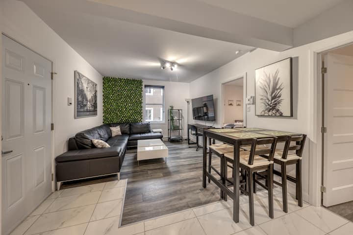 Be Cozy In Quebec's Heartbeat - Québec, QC