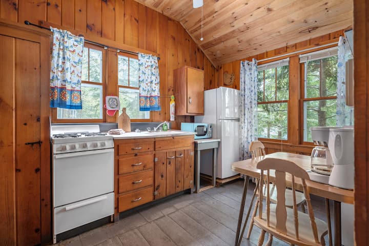 Hill Cottage - Lake George, NY