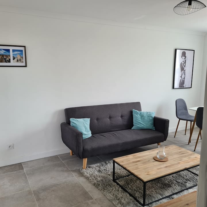 Bel Appartement Lumineux, Climatisé Sur Nîmes - Marguerittes