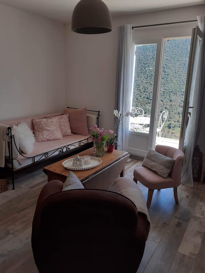 Charmante Petite Maison - Belgodère