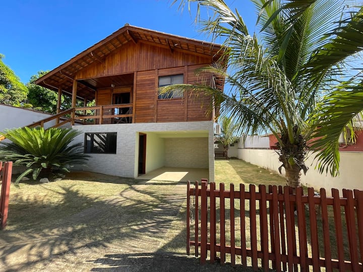 Casa De Praia Aconchegante Em Condomínio Fechado - Guarapari