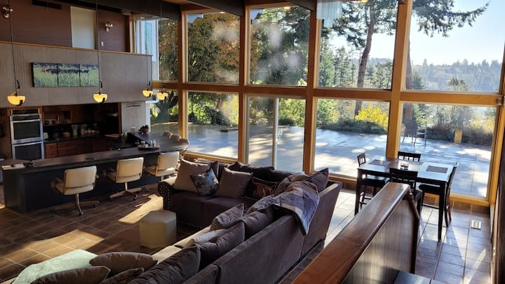 Sand Ranch Ii 
Custom Home With Bay Views - Coos Bay, OR