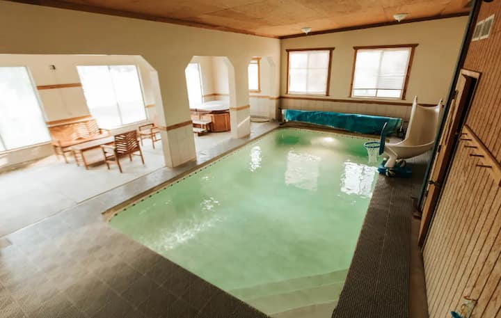 Private Pool And Hot Tub, 7-bedroom Stay - Provo, UT