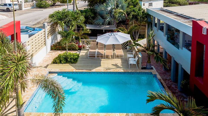 Amazing 2br 1ba W/ Pool~ Close To The Beach ~ Bbq! - Aruba