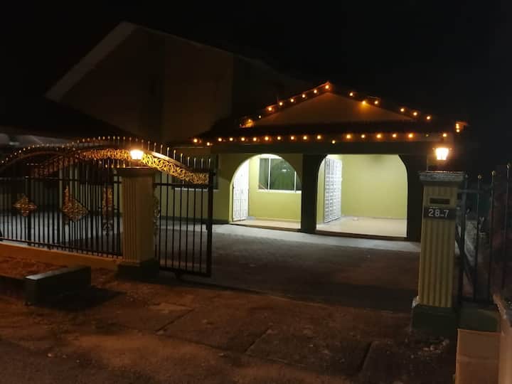 Hajjah Homestay Damai Tg Agas (4) - Muar