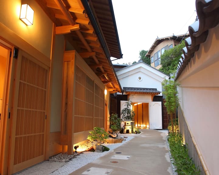 New Open!(kyoto・higashiyama)東山駅徒歩5分〜新緑に包まれた山荘 岡崎 - Kyoto