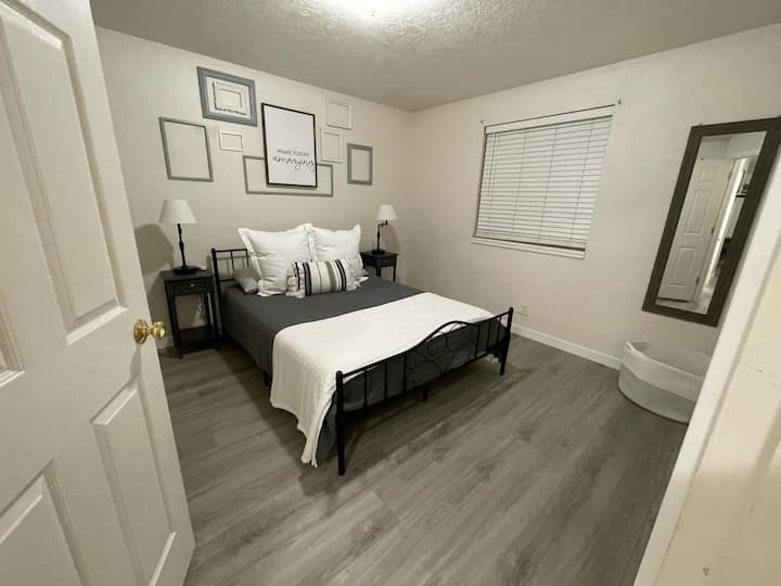 Cozy Downtown 2br, 104 - 3 Blocks From Byu - Rexburg, ID