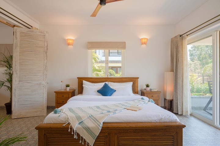 Luxurious 2bhk Field-view  Villa - Goa