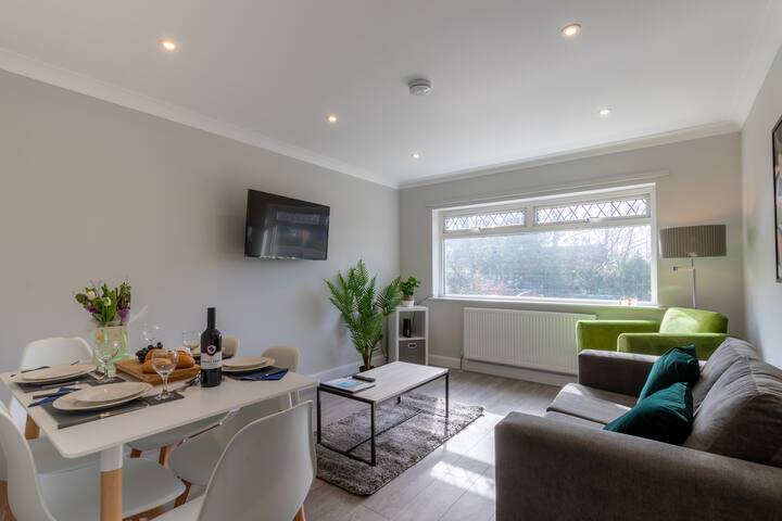 Altham Place-fully Refurbished 2-bath Bungalow - Morecambe