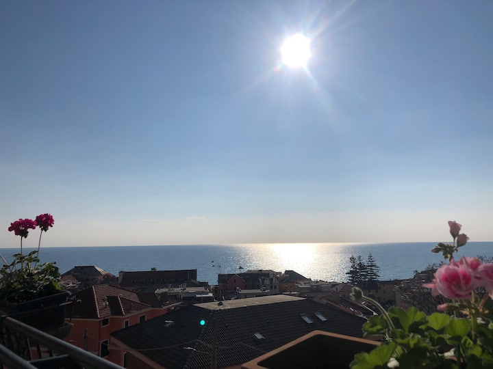 Completely Renovated House, Sea View - San Bartolomeo al Mare