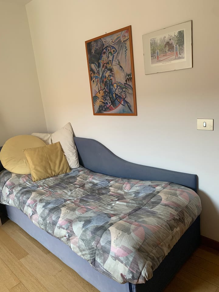 Stanza Con Bagno Privato Nel Centro Di Milano - Milan