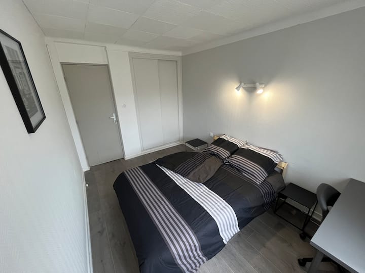 Appartement T4 En Dernier éTage - Béziers