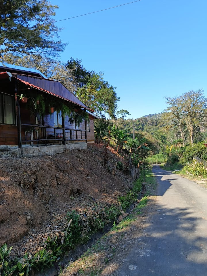 A Charming Cabin For Rent - Jiménez