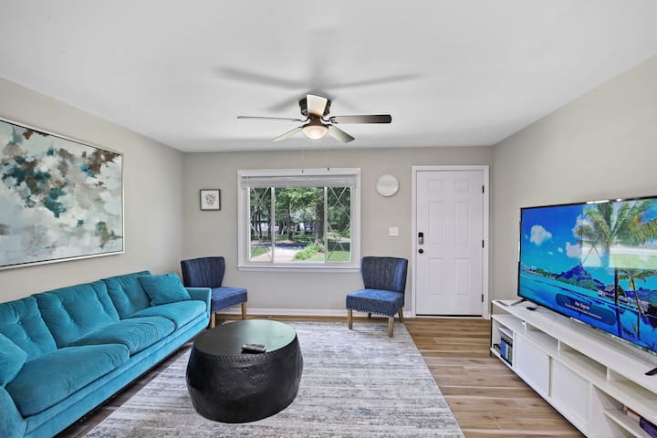 Modernized Ranch Retreat-only 13 Mins From Uptown! - Charlotte, NC
