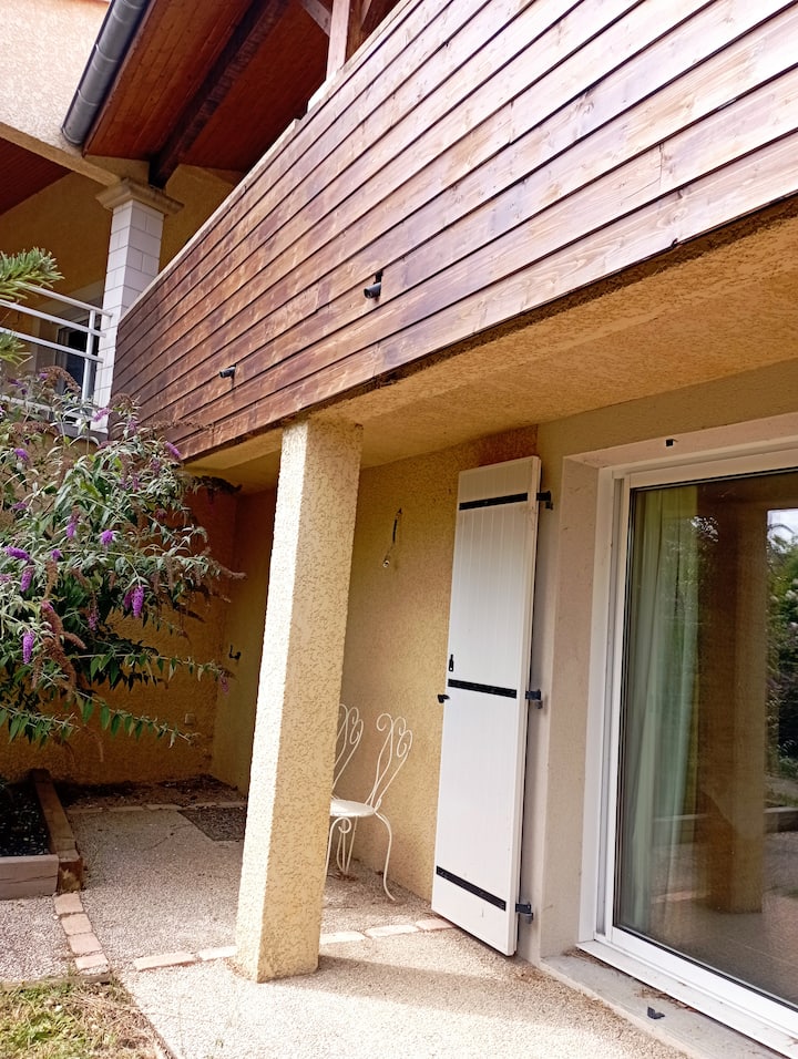 Chambre Individuelle à Louer - Beaurepaire