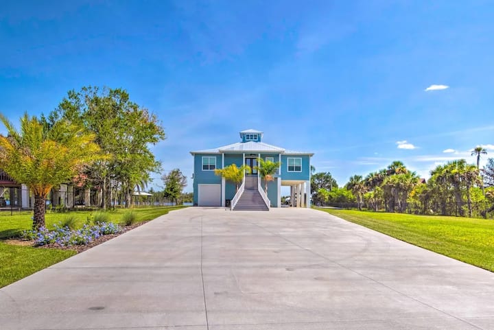 Homosassa Riverfront Home - Prime Location. - Homosassa
