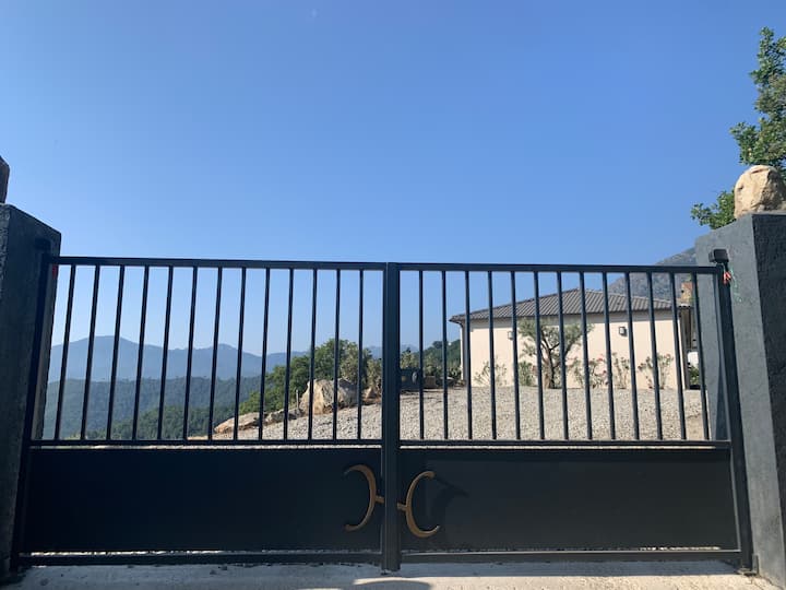 Maison Familiale Avec Vue ! - Venaco