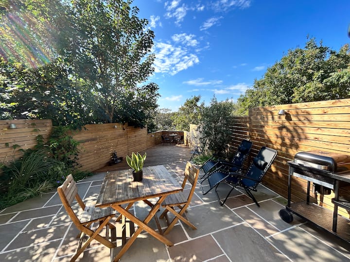 Hastings Rock For Your Perfect Seaside Escape! - Battle