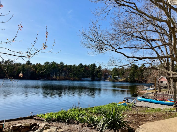 Waterfront Pond House – Private & Peaceful Getaway - Halifax, MA