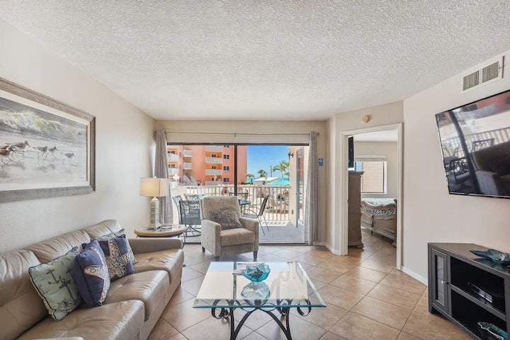 Beach Front Condo- Indian Shores - Indian Shores, FL