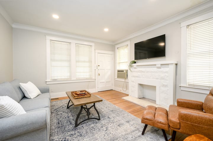 The Oliver Duplex @ Cooper Young (Unit 1) - Memphis in May