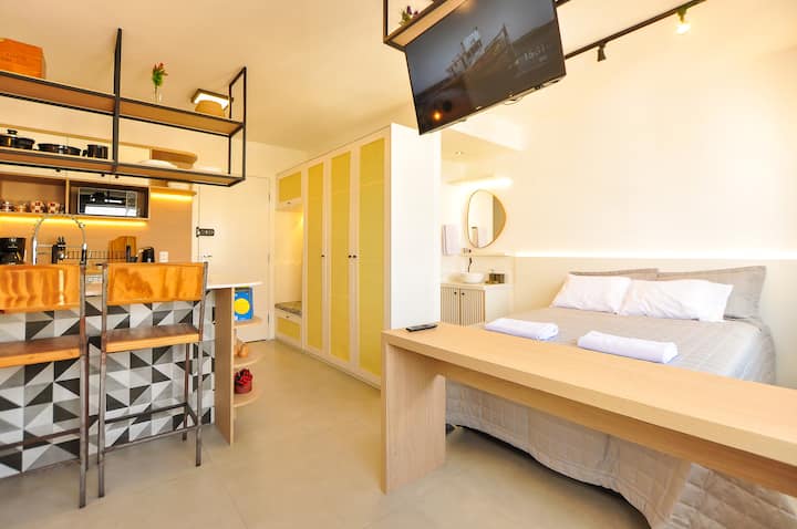 Lindo Studio | 200m Do Metrô | Pinheiros | Ar Cond - São Paulo